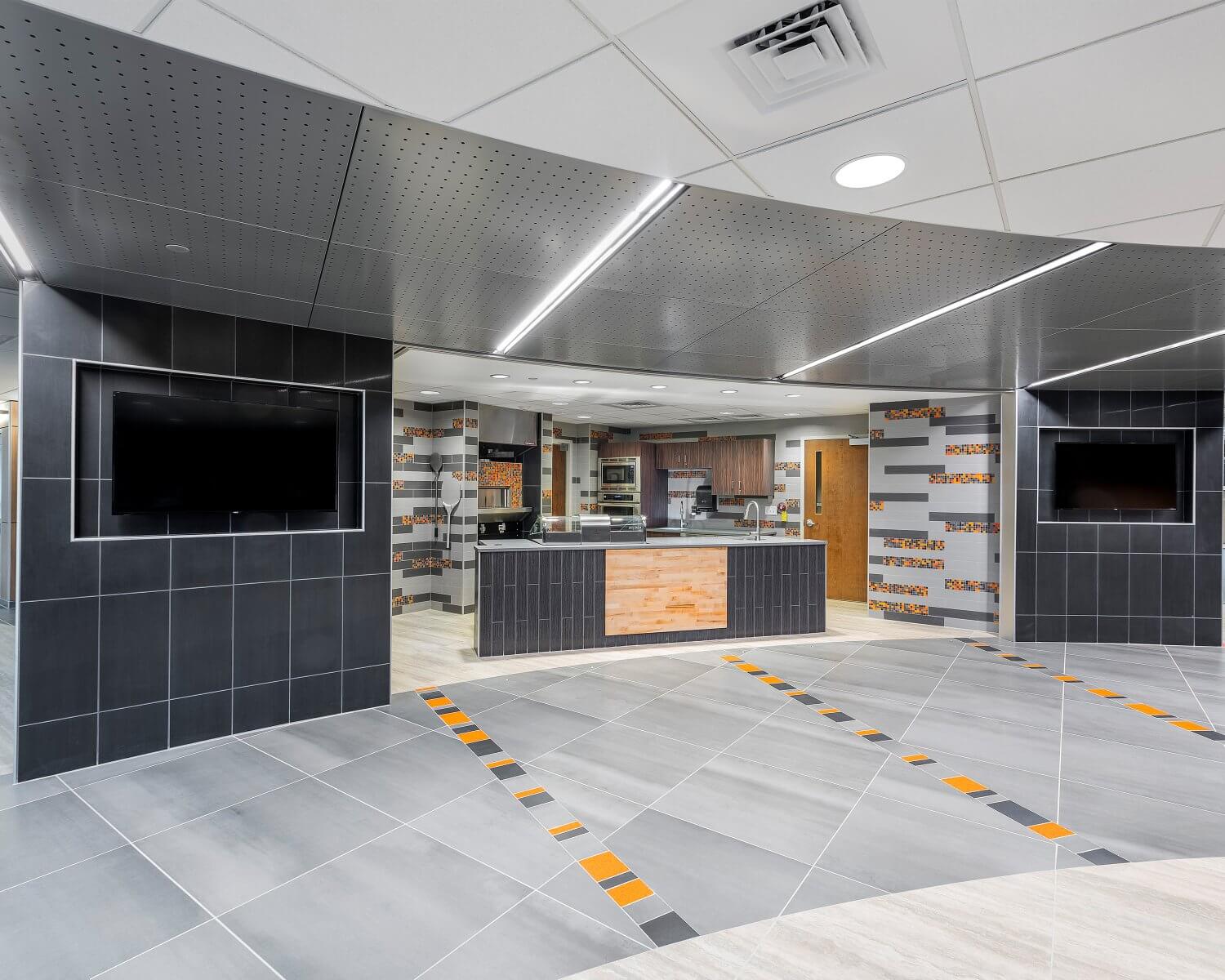 DESIGNING THE “5TH WALL” - Contractor Advantage